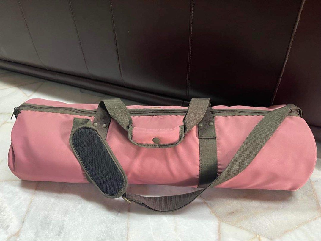 VOLKS Dollfie Dream DD case pink, Men's Fashion, Bags, Sling Bags on ...
