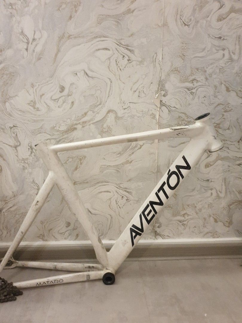 Aventon frame set, Sports Equipment, Bicycles & Parts, Parts ...