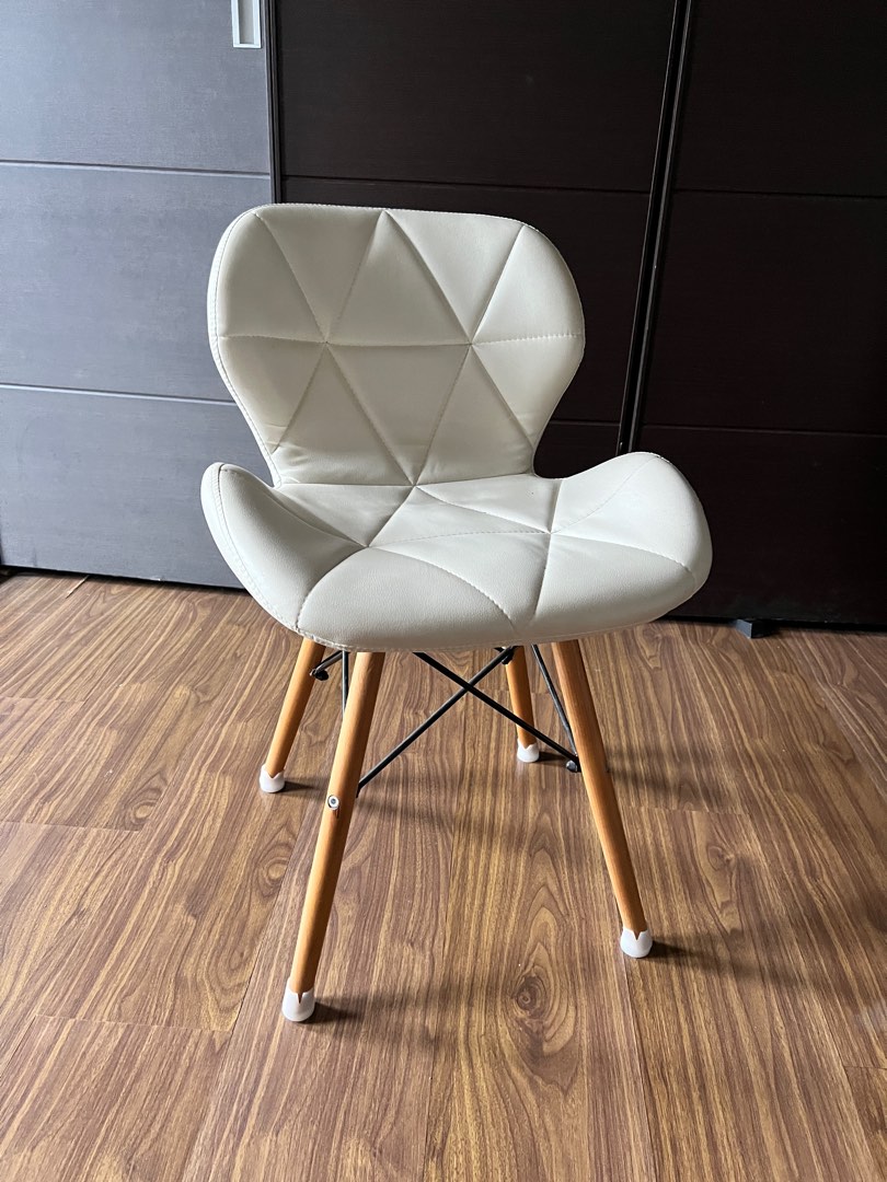 Aesthetic chair on Carousell