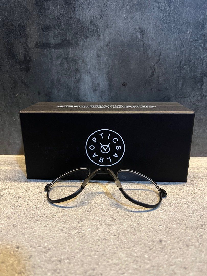 Alba Optics optical clip, Men's Fashion, Watches & Accessories ...