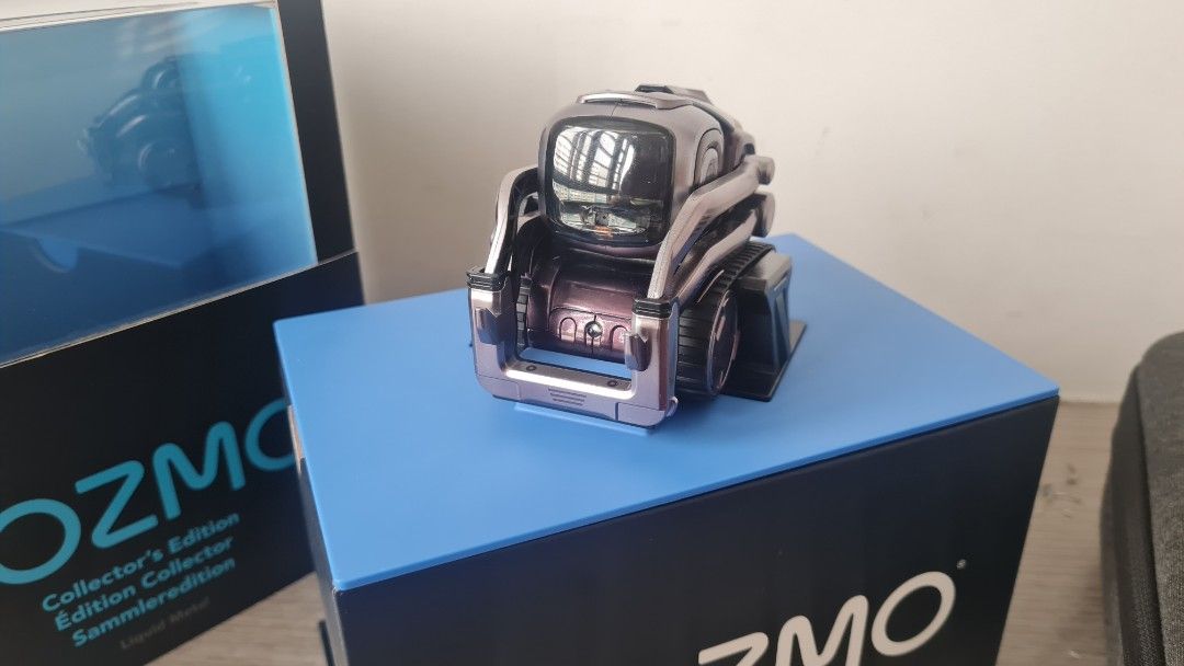 anki Cozmo robot, Hobbies & Toys, Toys & Games on Carousell