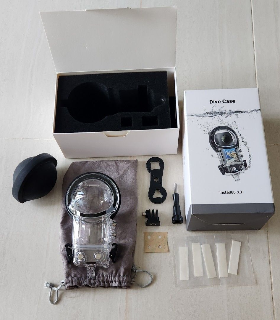 Authentic Insta360 X3 Dive Case, Photography, Photography Accessories ...