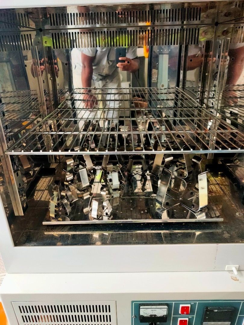 BIOFUGE Centrifuge/MRC Co2 incubator/BINDER Co2 incubator for sale ...