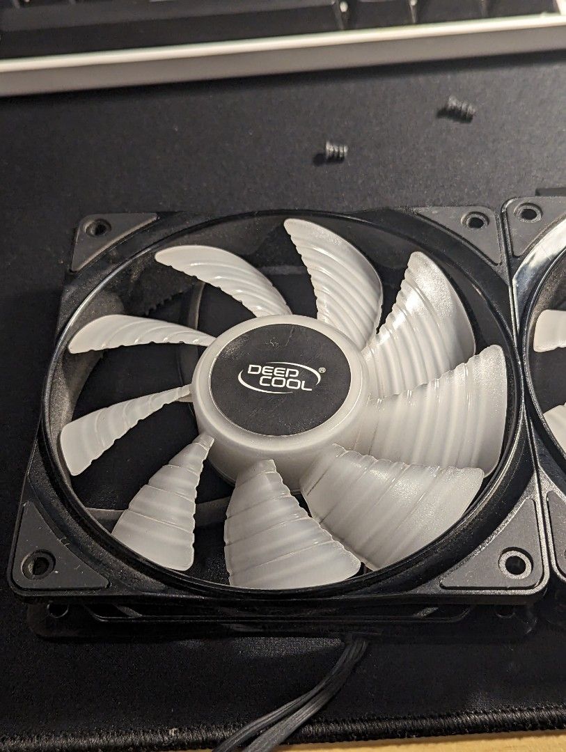 Deepcool RF120 RGB Fan with Controller Hub (Set of 3 fans), Computers ...