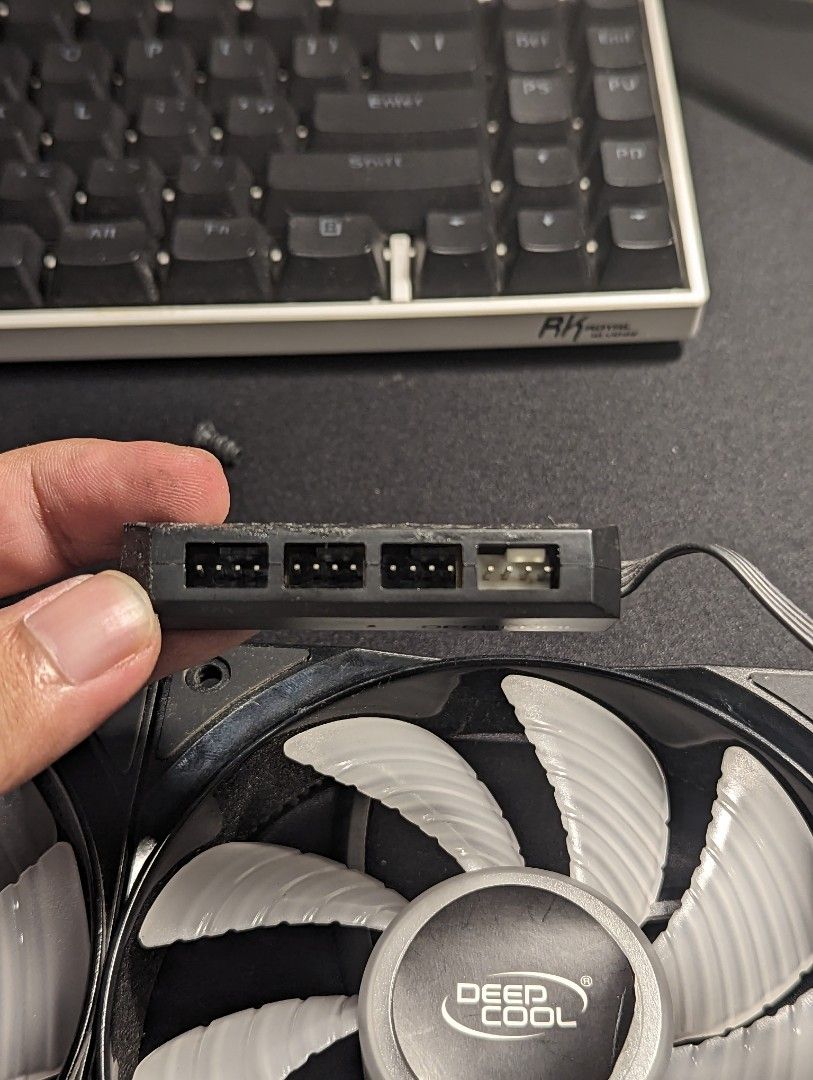 Deepcool RF120 RGB Fan with Controller Hub (Set of 3 fans), Computers ...