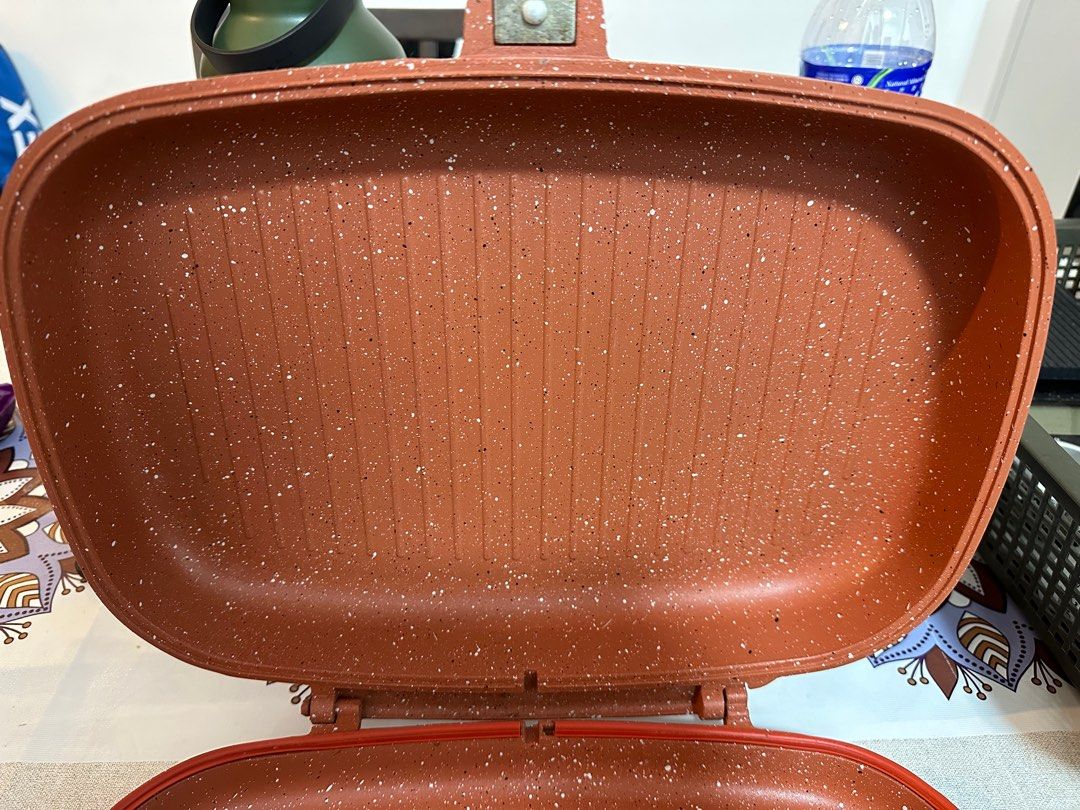 DESSINI Magic Pan, Furniture & Home Living, Kitchenware & Tableware ...