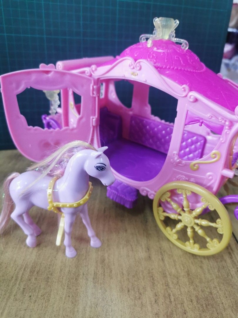 Disney Princess Carriage, Hobbies & Toys, Toys & Games on Carousell
