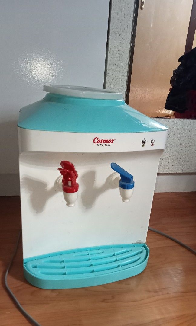 Dispenser Mini Cosmos, Kitchen & Appliances di Carousell