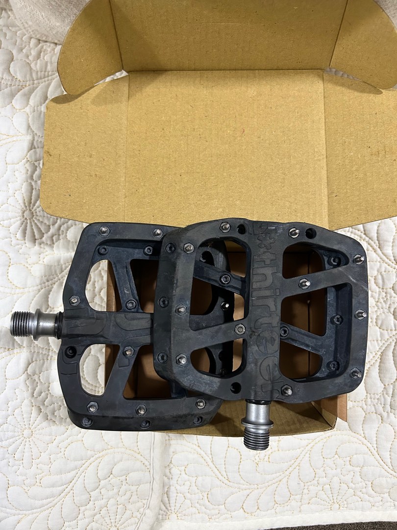 E13 flat pedal, Sports Equipment, Bicycles & Parts, Parts & Accessories on Carousell