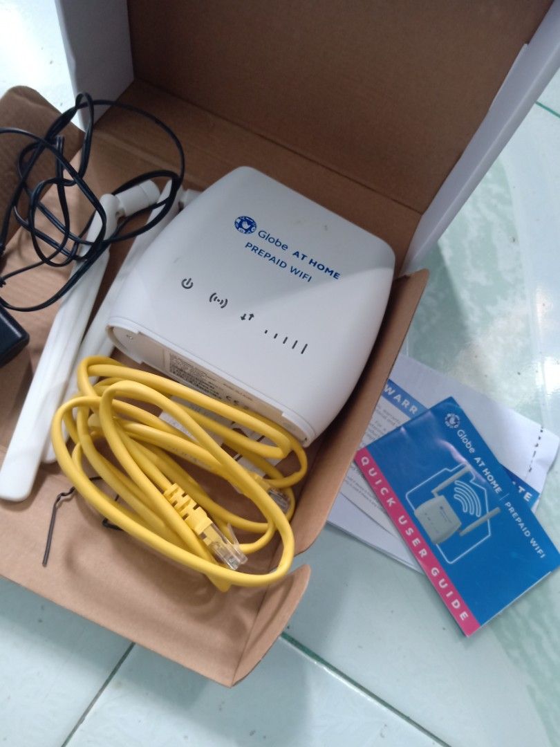 Globe at home router on Carousell