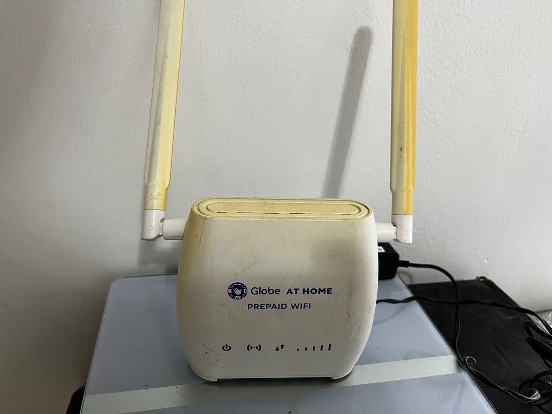 Globe mobile router on Carousell