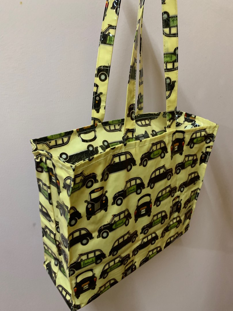 Harrods Black Cab Shoulder Tote Bag, Women's Fashion, Bags & Wallets ...