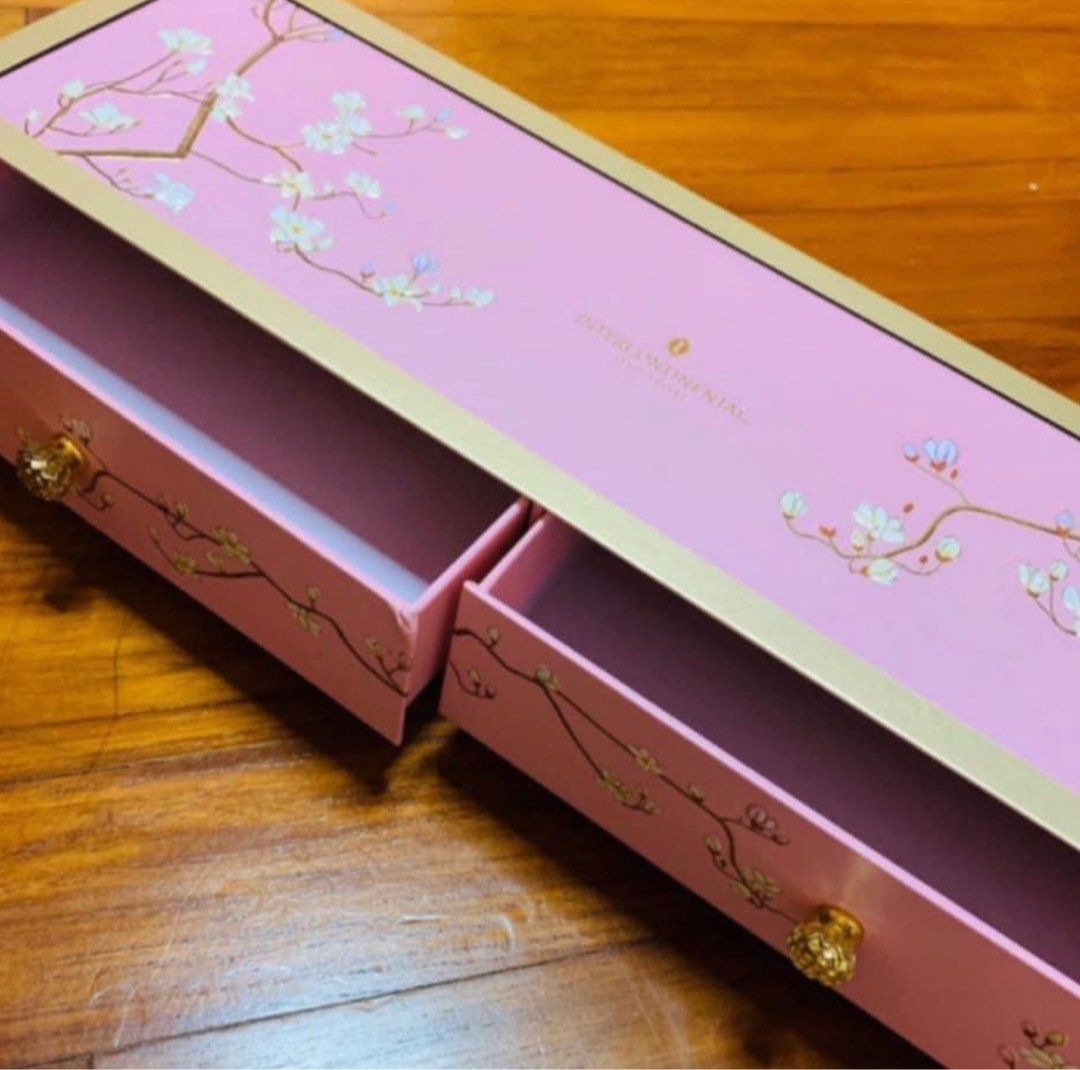 Intercontinental Mooncake Box, Furniture & Home Living, Home Decor ...