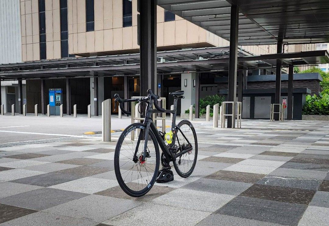 Japan Toray T700 Carbon Fibre Road Bike with Full Shimano 105 Groupset ...