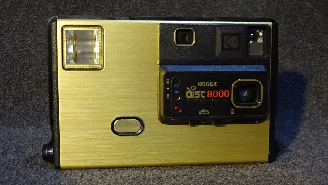Kodak disc 8000 film camera, Photography, Cameras on Carousell