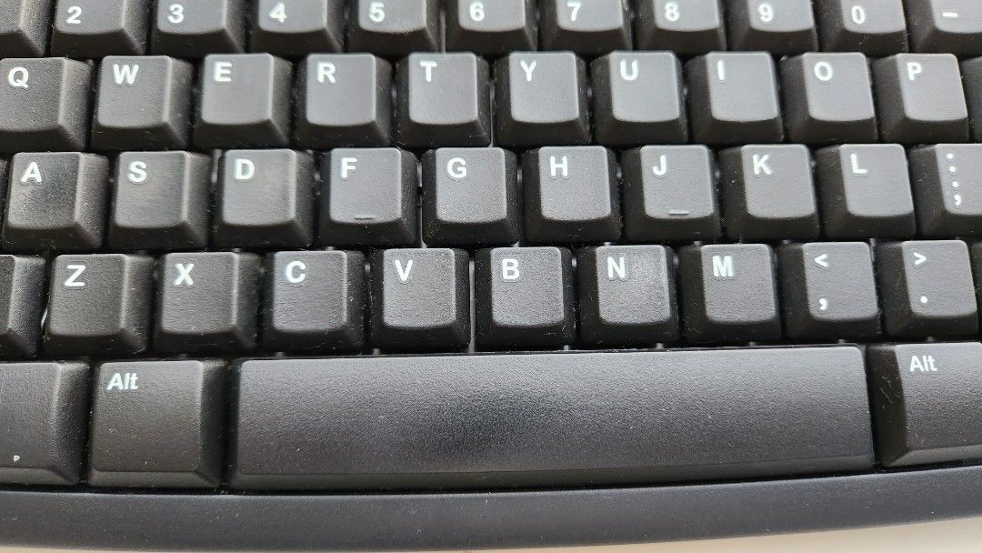 Logitech K270 Keyboard Computers And Tech Parts And Accessories Computer Keyboard On Carousell