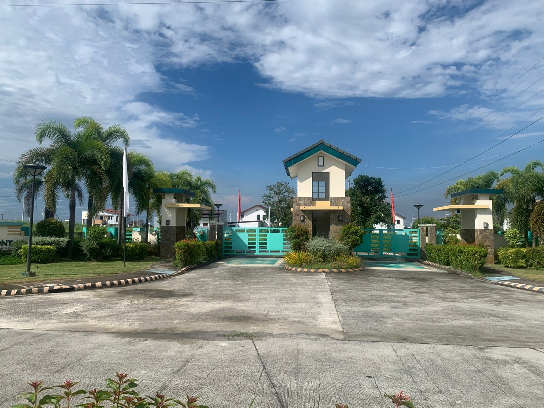 Lote Na Hulugan Sa mabalacat Malapit Sa Nlex At clark, Property, For ...