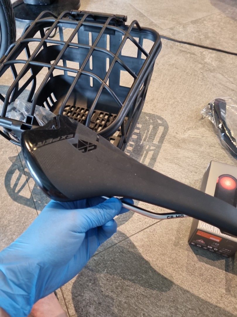 Merida Expert saddle, Sports Equipment, Bicycles & Parts, Parts ...