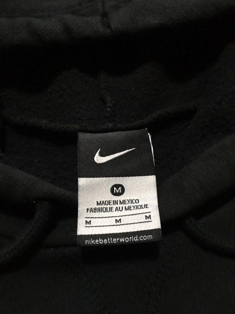 Mid Pocket Swoosh, Men's Fashion, Coats, Jackets and Outerwear on Carousell