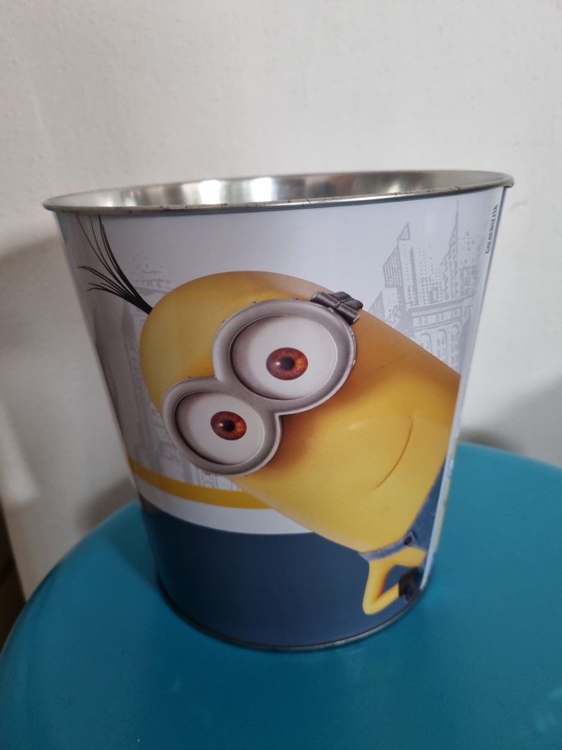 Minion bucket, Hobbies & Toys, Toys & Games on Carousell