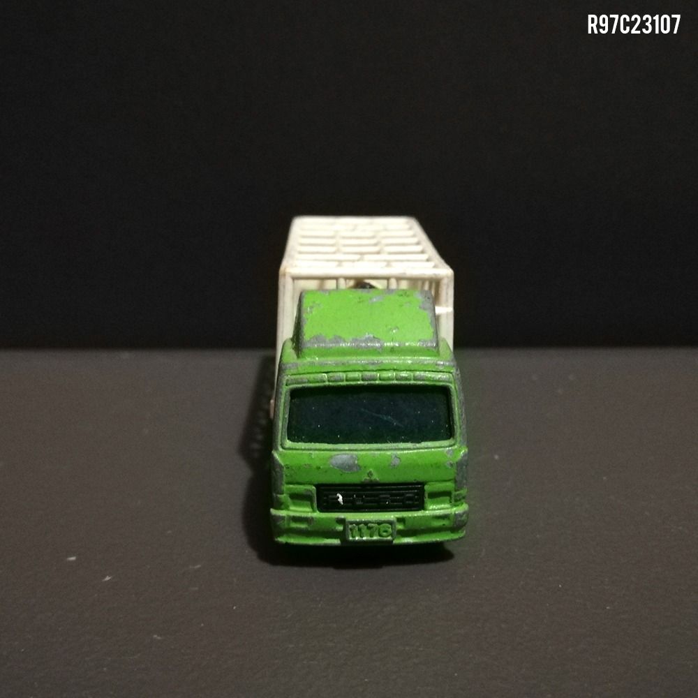 Mitsubishi Fuso Animal (Panda) Carrier (Tomy Tomica #76) Green Truck - Used/Not Mint on Carousell