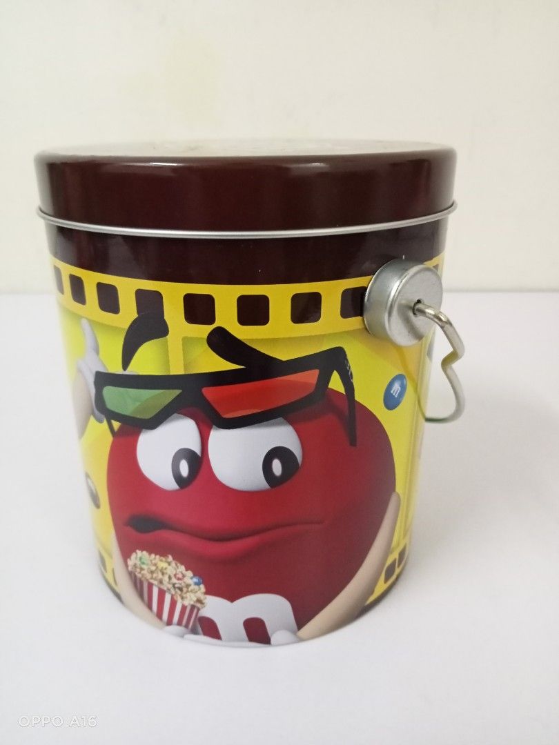 M&M's Limited Edition Tin, Hobbies & Toys, Collectibles & Memorabilia ...