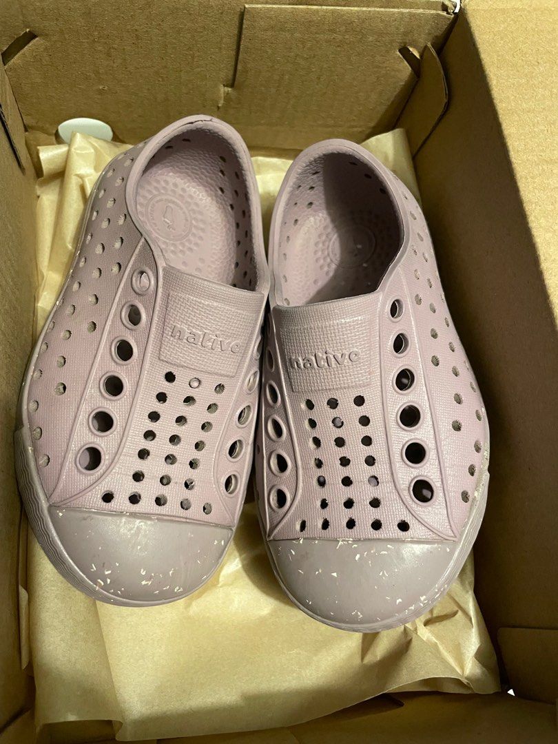 Native Jefferson bloom shoes, Babies & Kids, Babies & Kids Fashion on ...