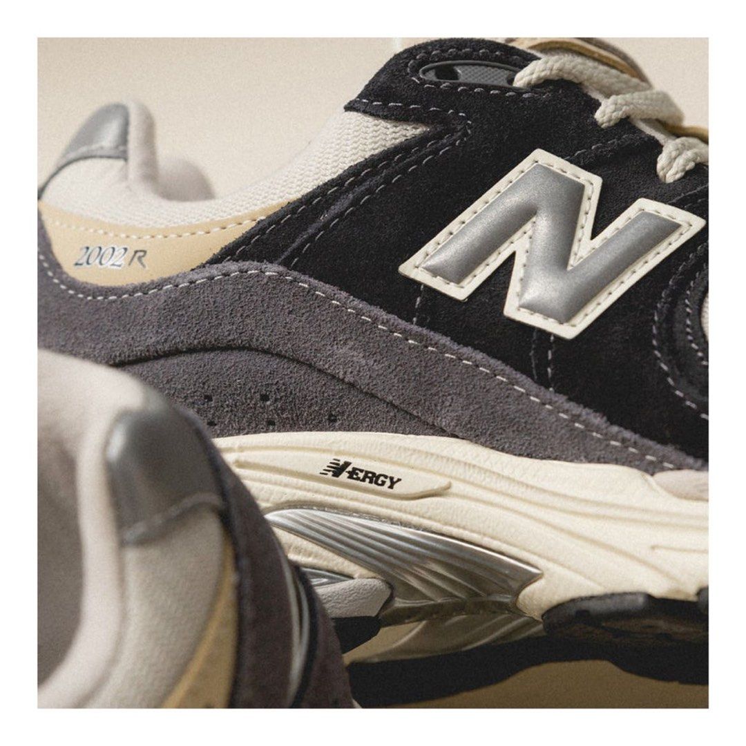 New Balance 2002R 'Magnet/Timberwolf', Men's Fashion, Footwear ...