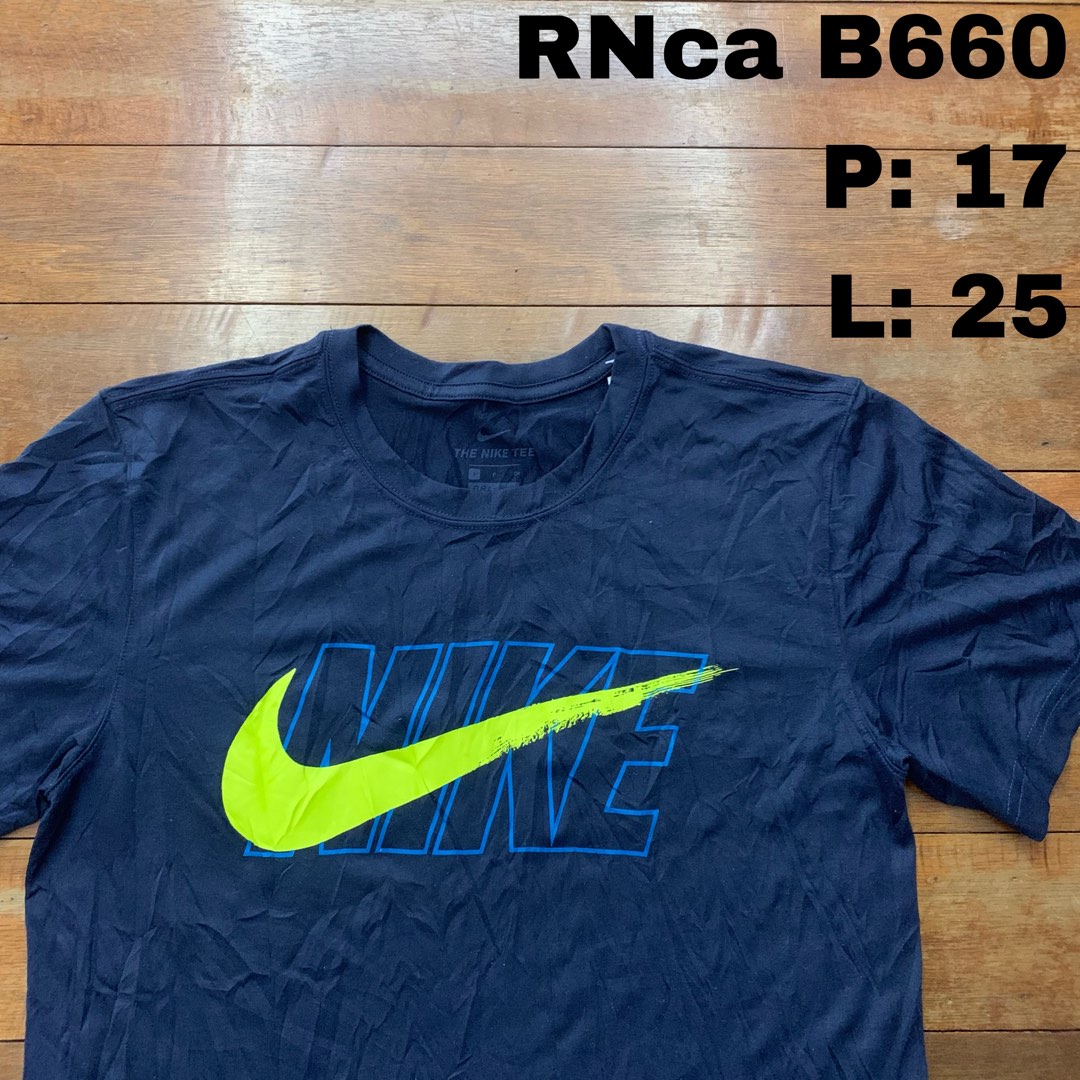Nike Dri-Fit Roundneck, Men's Fashion, Activewear on Carousell