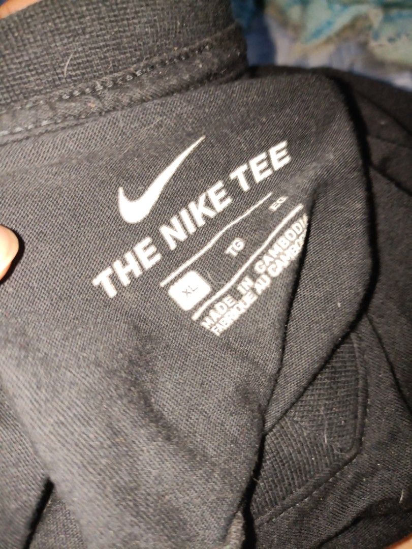 NIKE V-neck Embroid logo, Men's Fashion, Tops & Sets, Tshirts & Polo ...