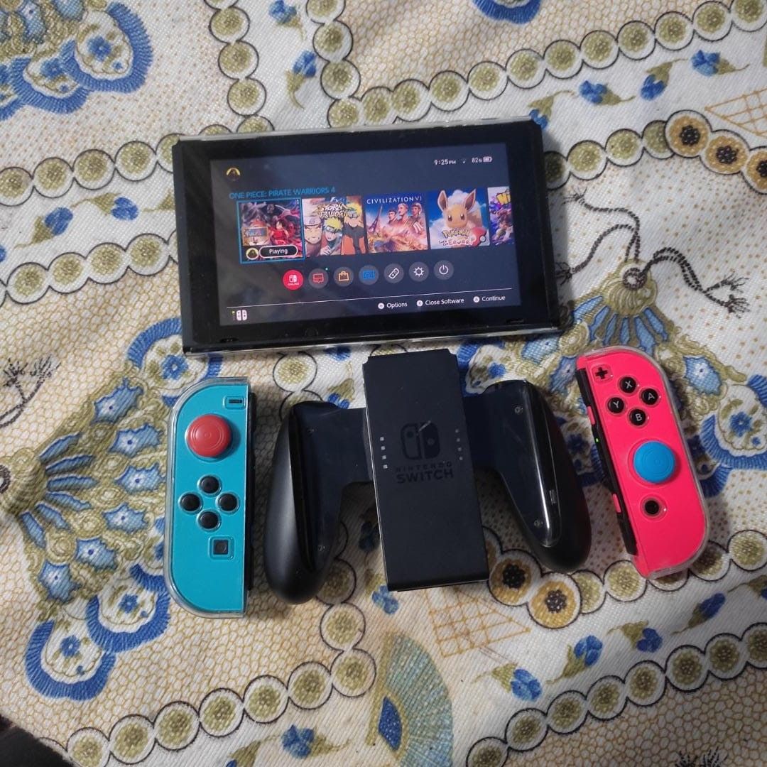 Nintendo Switch First Edition, Video Gaming, Video Game Consoles ...