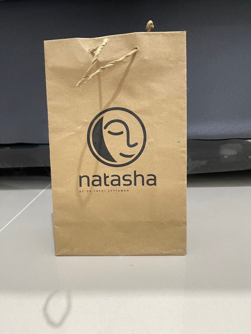 Paper Bag natasha skincare, Barang Yang Dicari di Carousell