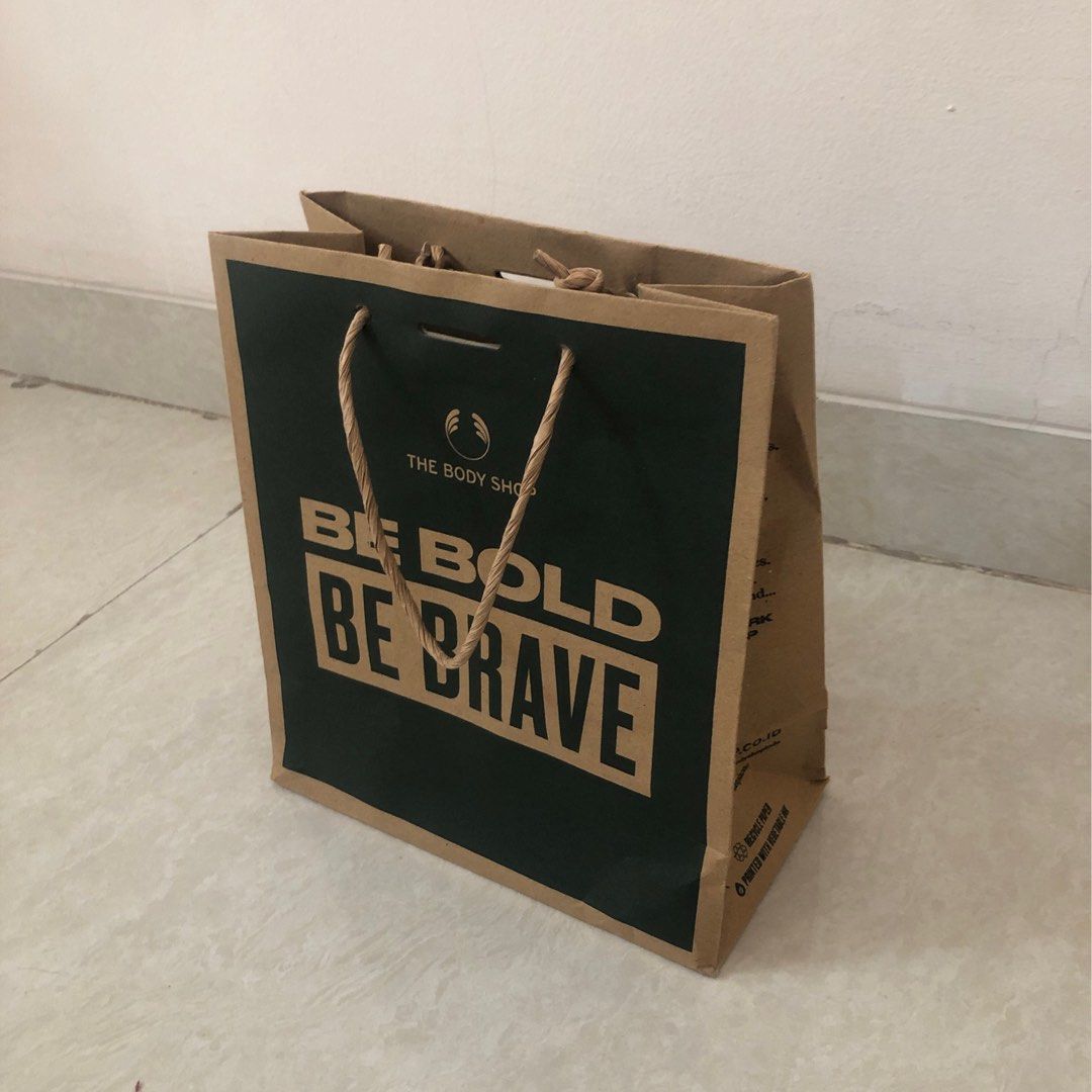 Paper bag/paperbag/body shop/kantong belanja/tas kertas, Fesyen Wanita ...