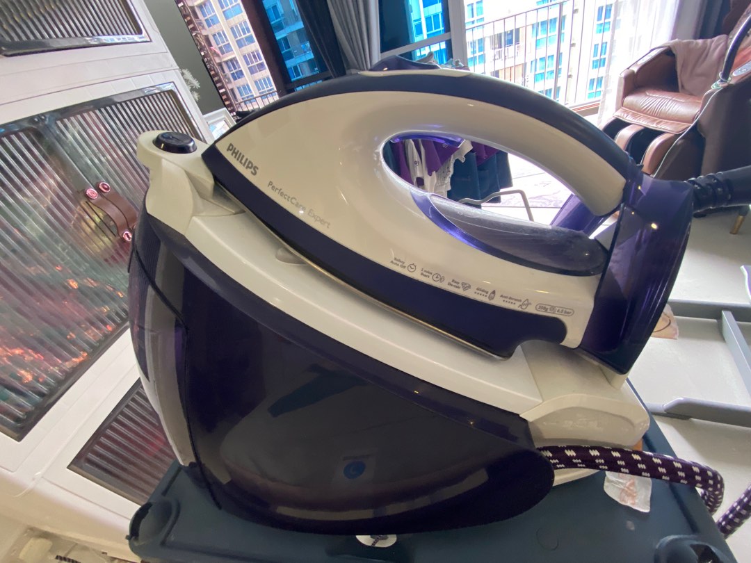 Philips Steam iron and Philips XL-sized ironing board, TV & Home ...
