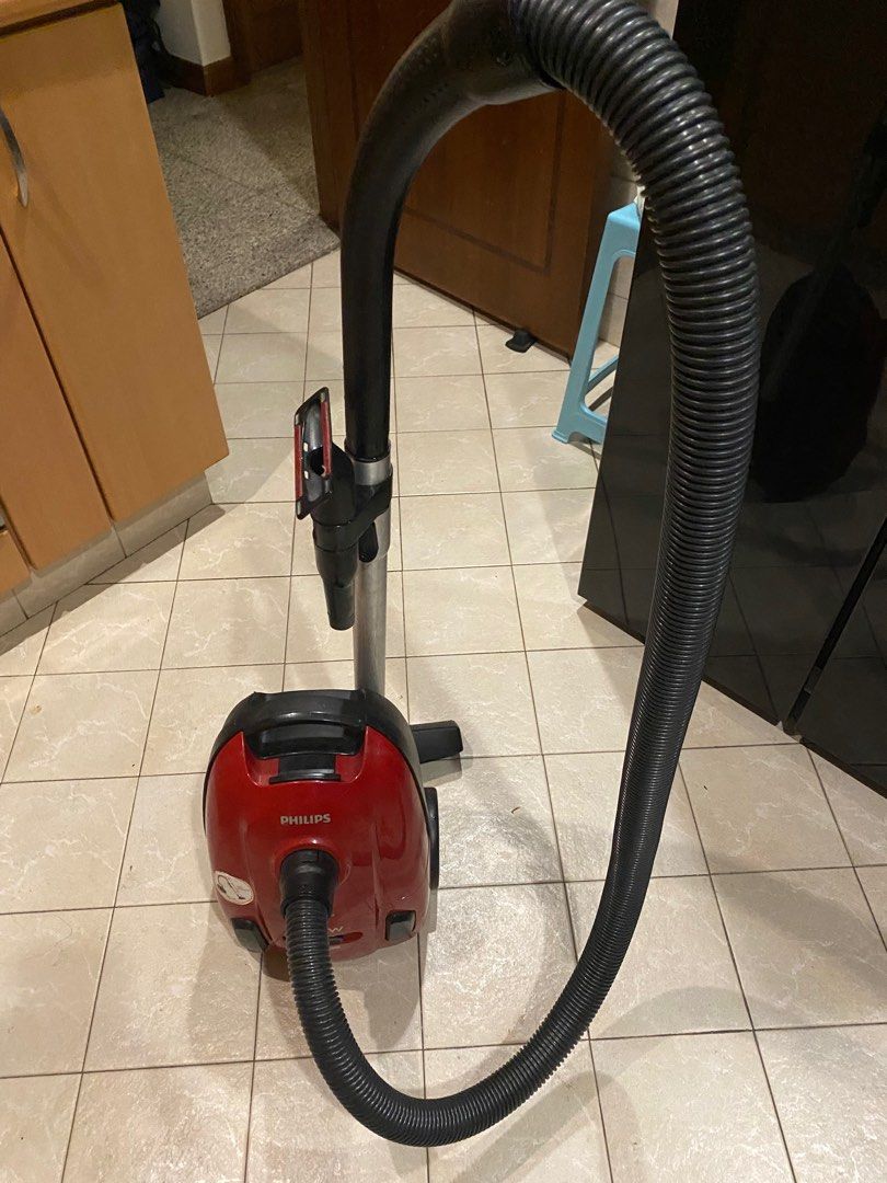 Philips Vacuum Cleaner 1900W, TV & Home Appliances, Vacuum Cleaner ...
