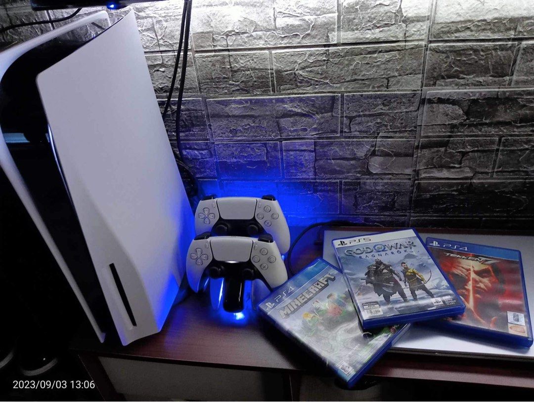 Ps5 with box and receipt on Carousell
