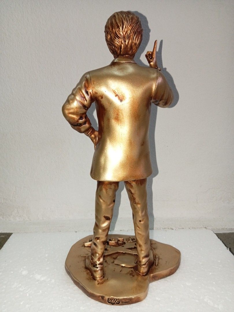 Rajini / Rajni / Rajinikanth / Baasha Statue, Hobbies & Toys ...