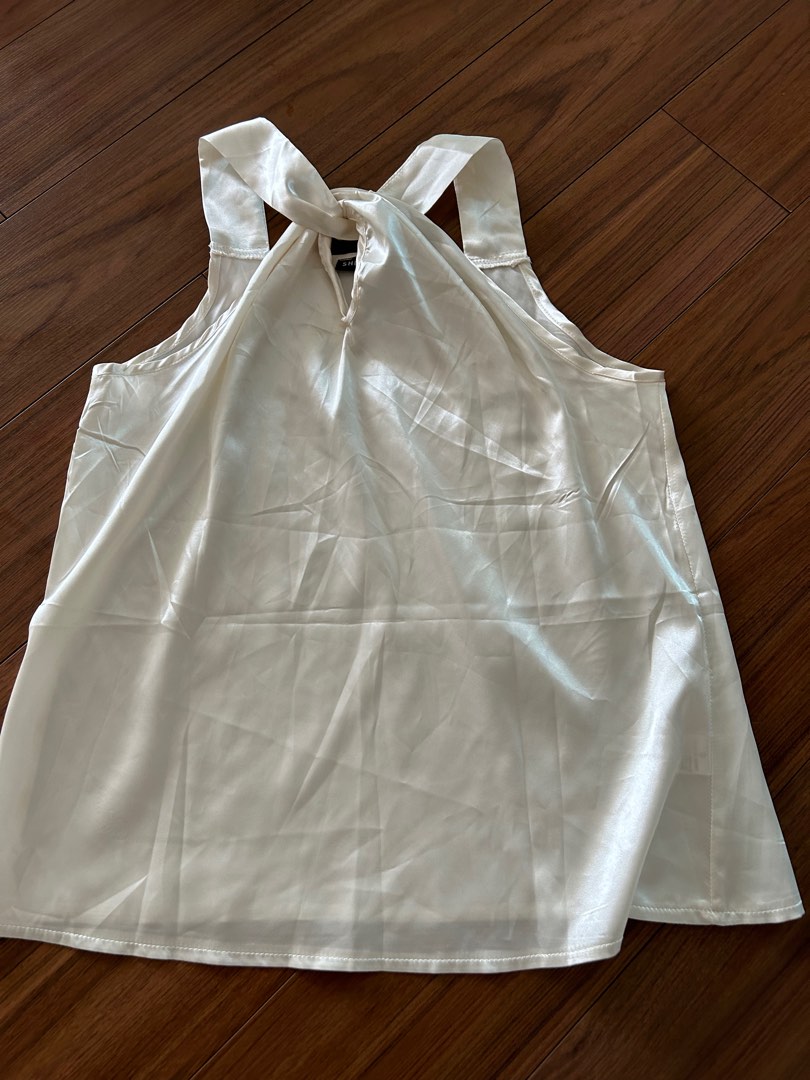 Shein satin top, Women's Fashion, Tops, Blouses on Carousell