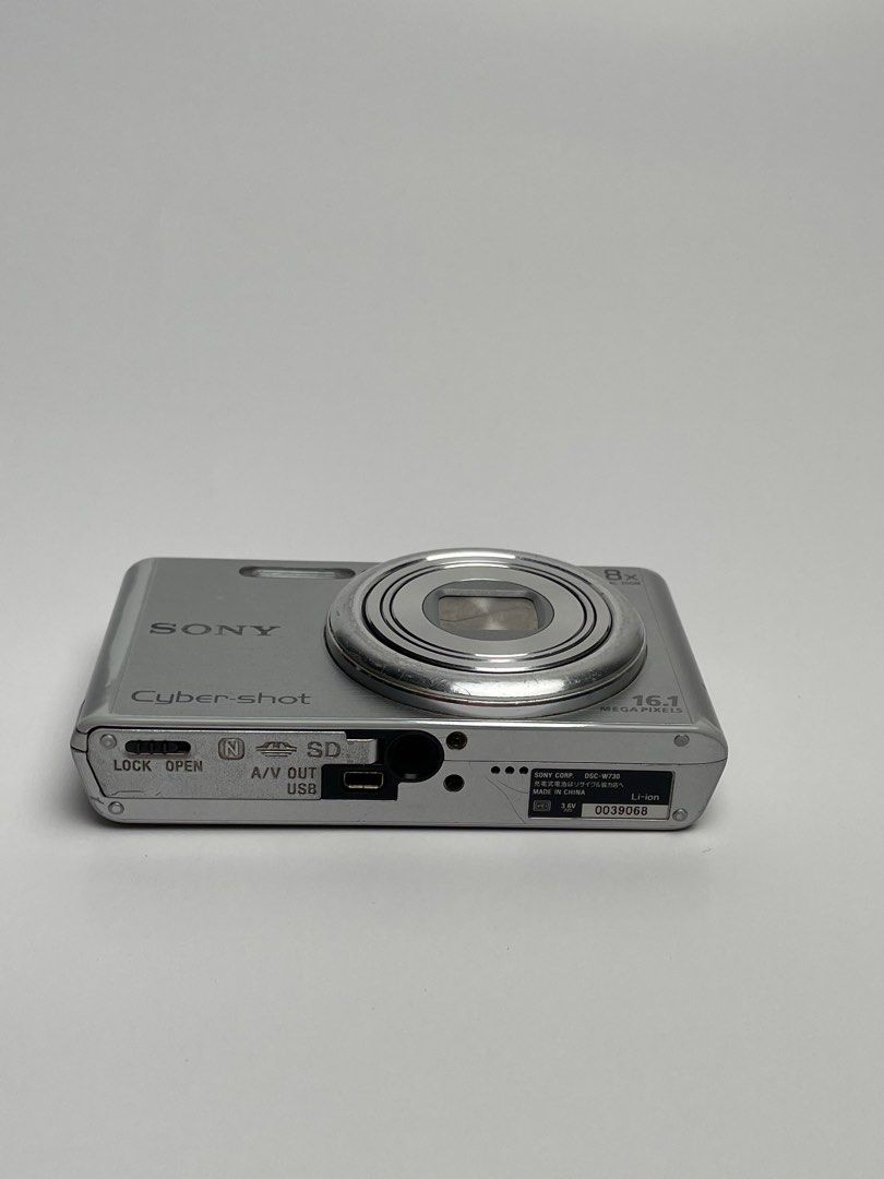 Sony Cybershot DSC-W730 Y2K Digicam CCD Digital Camera, Photography, Cameras on Carousell