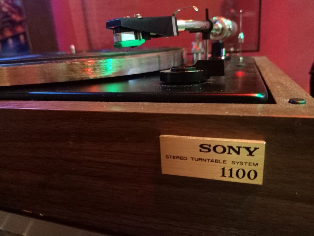 Sony PS1100 Turntable, Audio, Other Audio Equipment on Carousell