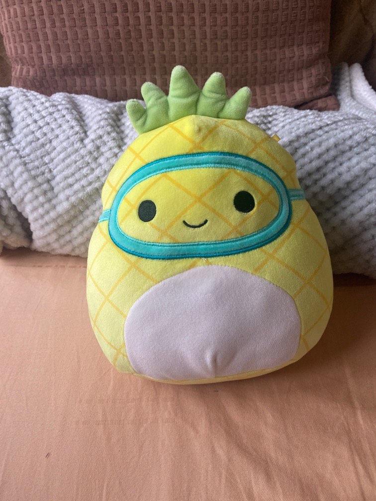 Squish mellow, Hobbies & Toys, Toys & Games on Carousell