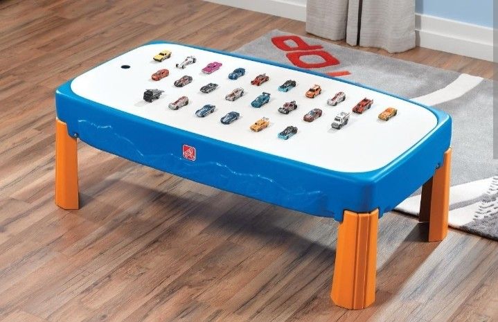 Step 2 Hot wheels Play Table, Hobbies & Toys, Toys & Games on Carousell