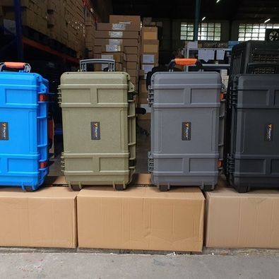 THE NEW RAPTOR 6000 AIR BLUE EDITION, Hobbies & Toys, Travel, Luggage ...