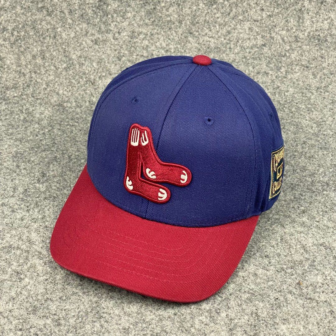 Topi MLB Boston Red Sox Caps, Fesyen Pria, Aksesoris, Topi di Carousell