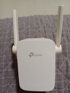 TP Link Wifi Extender RE305 AC1200, Computers & Tech, Parts ...
