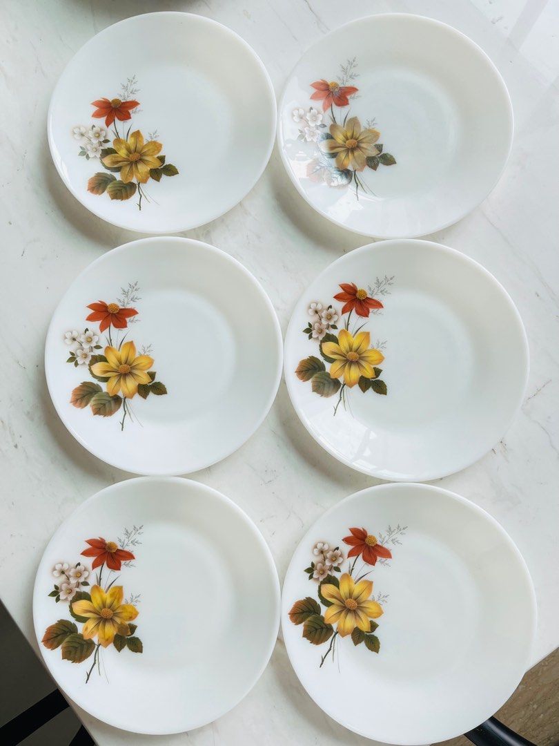 Vintage Pyrex Dinnerware set, Furniture & Home Living, Kitchenware ...