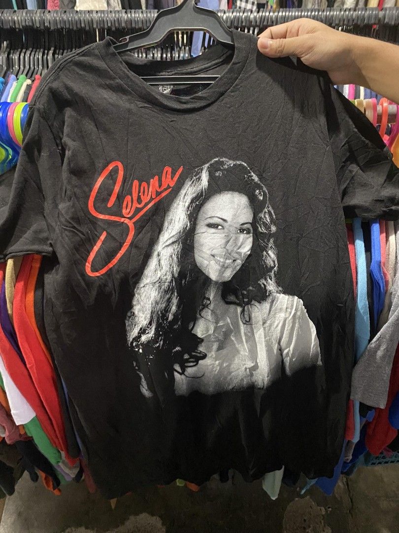 Vintage Selena Shirt, Men's Fashion, Tops & Sets, Tshirts & Polo Shirts on Carousell