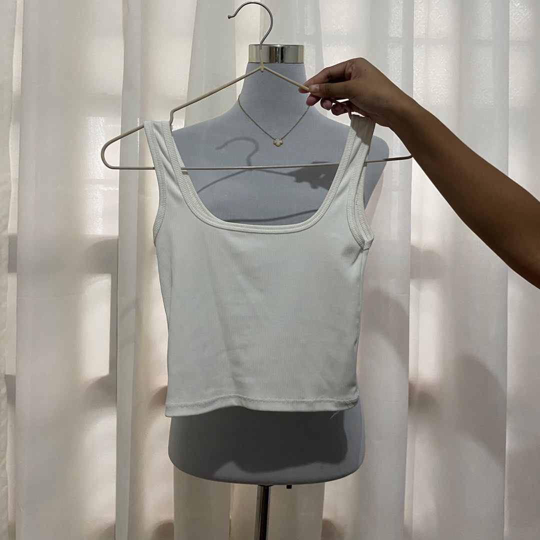 white square neck top, Women's Fashion, Tops, Sleeveless on Carousell