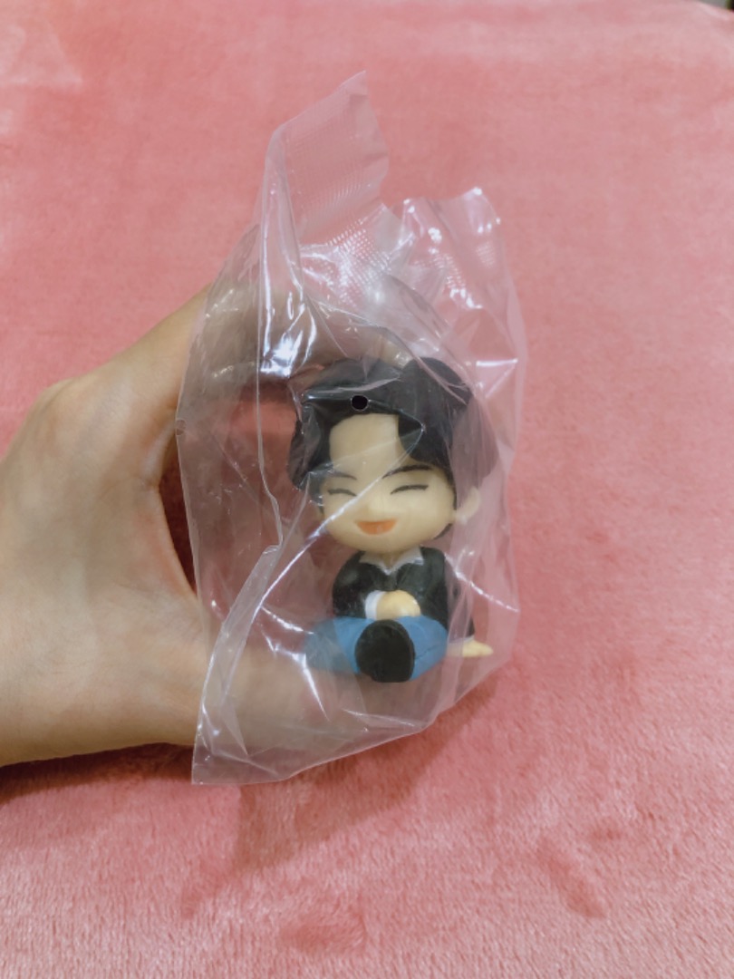 [WTS] BTS Bandai TinyTAN Dynamite Rela Cot Figure SUGA, Hobbies & Toys, Collectibles ...