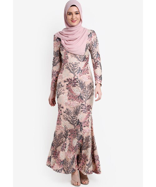 Zalia dress mermaid, Women's Fashion, Muslimah Fashion, Dresses on ...